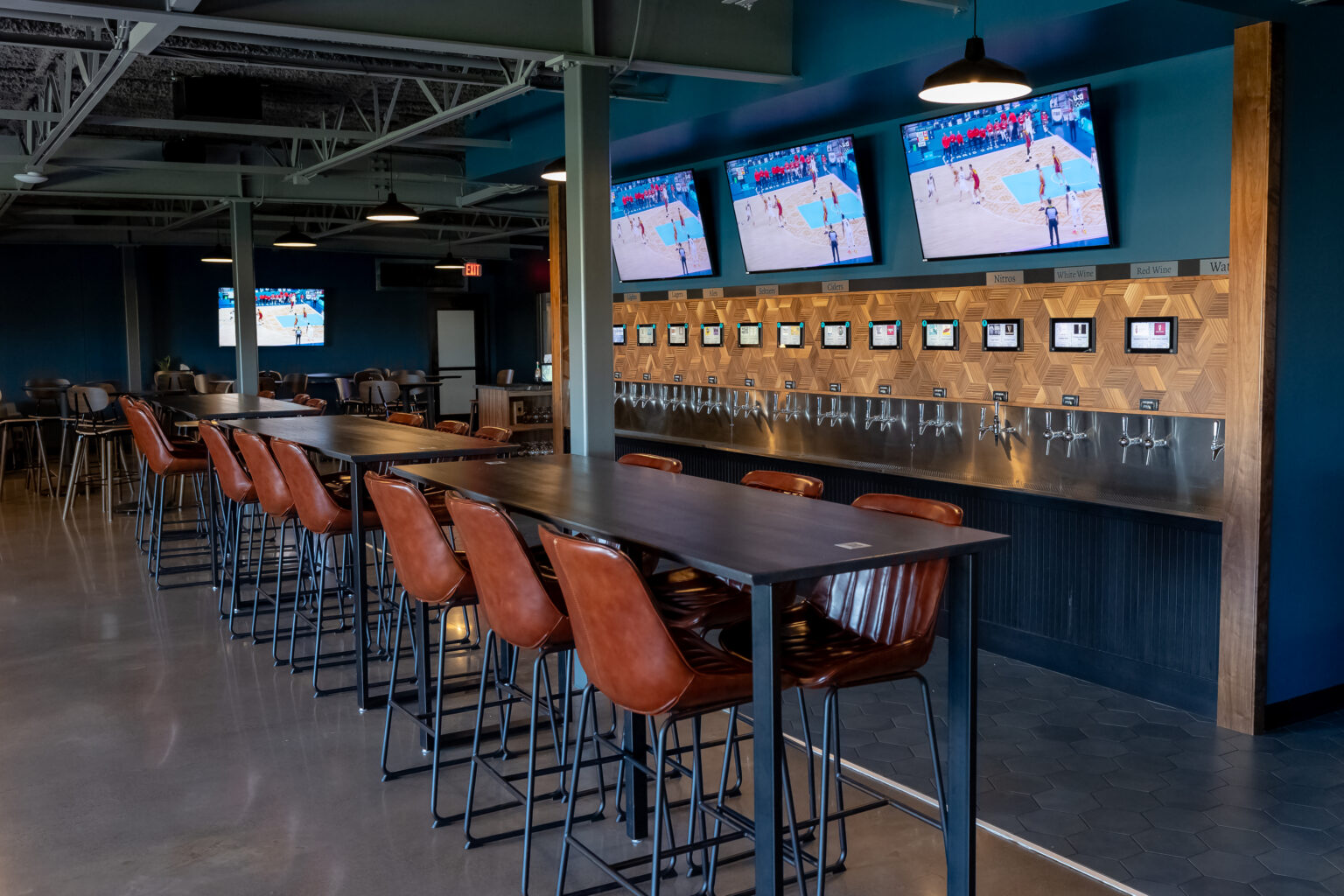 Taproom - Pints & Paddle