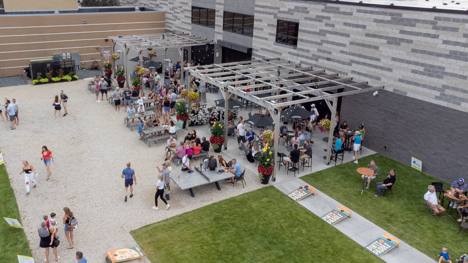 Taproom - Pints & Paddle